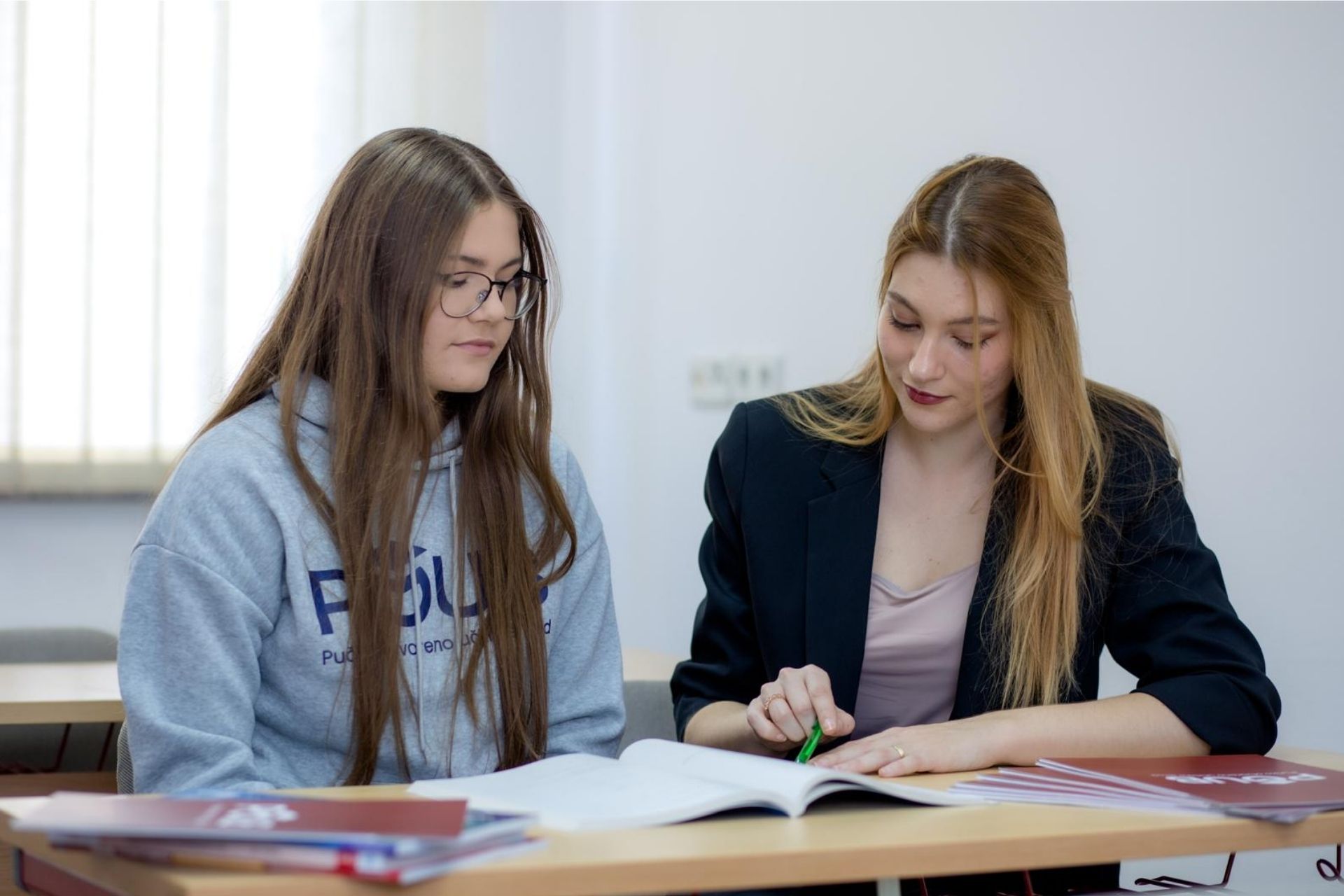 Pomoćnik u nastavi / Pomoćnica u nastavi - Pučko otvoreno učilište Brod